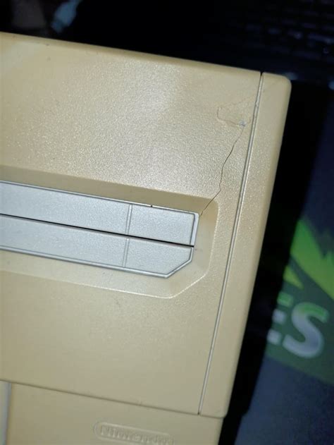 Famicom Av Cracked Shell R Consolerepair