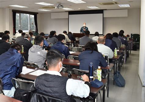 刈払機取扱作業者に対する安全衛生教育講習会を開催しました 活動報告 公益社団法人 茨城県測量建設コンサルタント協会