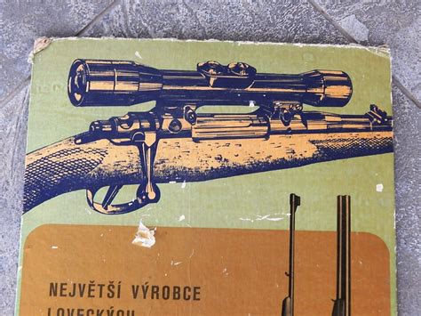 Reklamní Cedule Z Obchodu Se Zbraněmi Česká Zbrojovka Uherský Brod