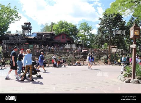 Th Anniversary Of Disneyland Paris The Magic Theme Park Opened In Stock Photo Alamy