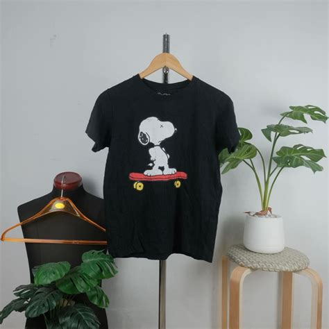 Uniqlo X Kaws X Peanuts Shopee Thailand
