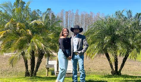 Taylor Van Winkle And Chad Lindsays Wedding Website