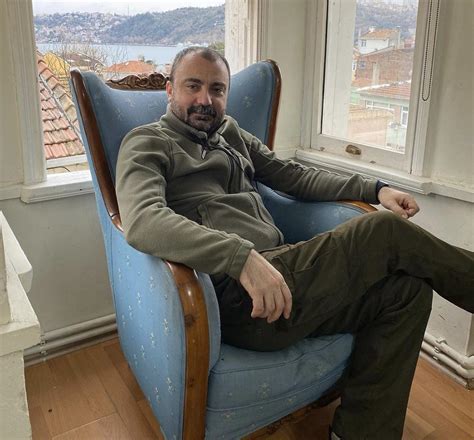 Kadir Ezildi ile En Hamarat Benim Dış Kim Onedio