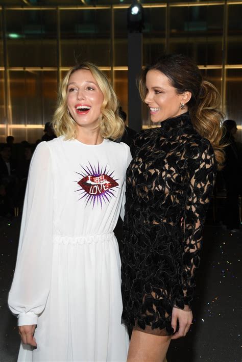Braless Kate Beckinsale Arrives At Pfw 52 Photos Pinayflixx Mega Leaks
