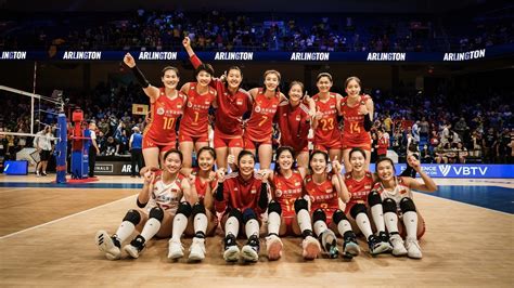 力克巴西挺进半决赛 女排姑娘光荣绽放北京时间