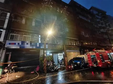 新北板橋計程車宿舍火警釀3死 60歲夫妻慘成焦屍 Yahoo奇摩汽車機車