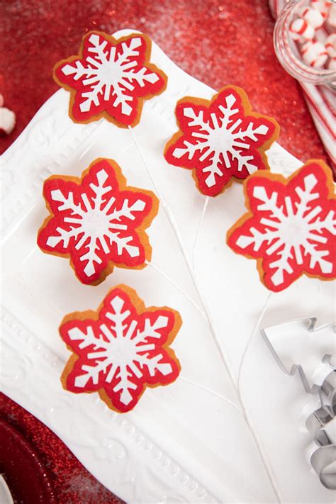24” Red And White Snowflake Stem Decorators Warehouse