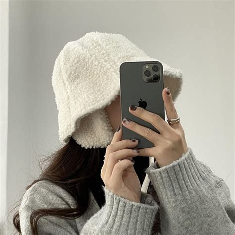 비러브드제이 튤립 양털 뽀글이 귀도리 귀달이 벙거지 모자 여자 겨울 방한 버킷햇