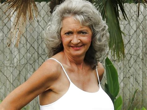 Mature Granny Face And Cleavage 122 Pics 2 Xhamster