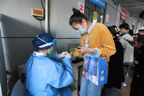 应对年后核酸采样大客流，浦东新区人民医院做足预案开满窗口健康 文汇网