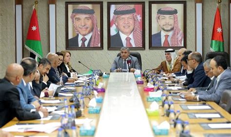 السكان النيابية تقر مشروع قانون معدل العمل المهني