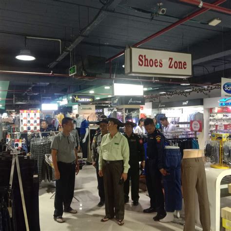 လှိုင်မြို့နယ် စိန်ဂေဟာကုန်တိုက်အတွင်း၌ မီးဘေးလုံခြုံရေး ကွင်းဆင်းစစ်ဆေး Information And