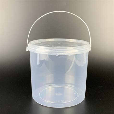 Microwaveable Plastic Container