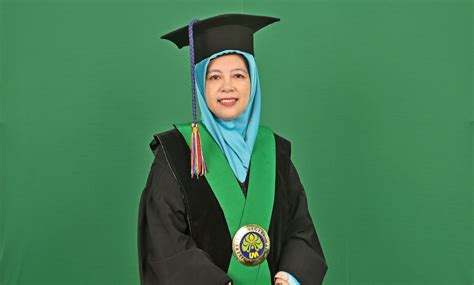 Guru Besar Um Prof Lia Yuliati Raih Pendidikan Tinggi Untuk