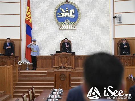 Англи хэлийг судлах үндсэн гадаад хэл хэмээн хуульчлахыг УИХ ын гишүүд дэмжлээ Isee Mn