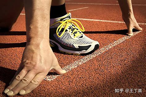选择属于自己的一条赛道，就在这条赛道上不断奔跑起来 知乎