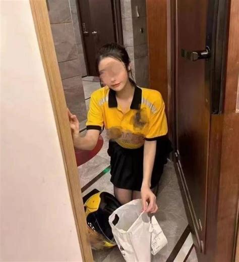 正妹穿窄裙＋黑絲襪外送紅了 內行「揭開秘密」：她們深夜才會出沒 國際 三立新聞網 Setncom