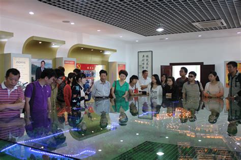 学习党的十八大精神 感悟新农村 土建学院师生党员赴嘉鱼县基层调研 武汉轻工大学新闻网