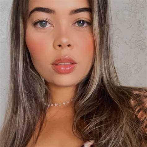 Bárbara Araújo Babiaraujo015 On Threads