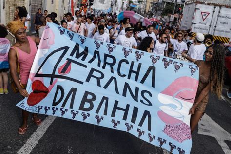 Confira Imagens Da 4ª Marcha Do Ogulho Trans Da Bahia