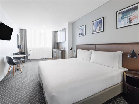 Holiday Inn Bondi Junction Sydney Australia Official Travel