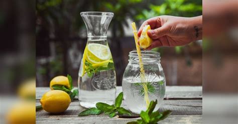 Lemon Water Has Benefits For Weight Loss But Keep These Things In Mind