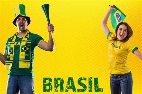 Casal De Fãs Brasileiros Comemorando Foto Premium