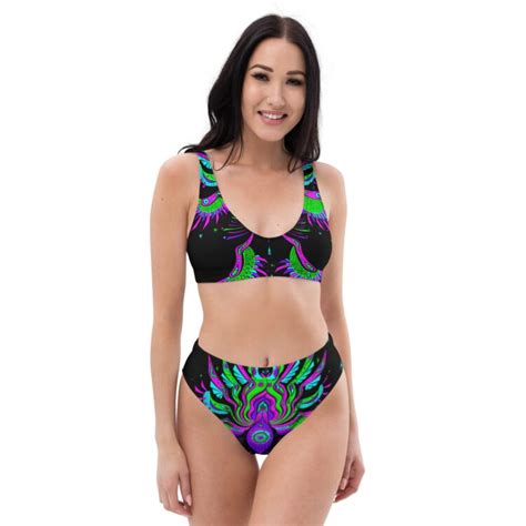 5 Hot Sexy Seraph Sun Bikini Pics