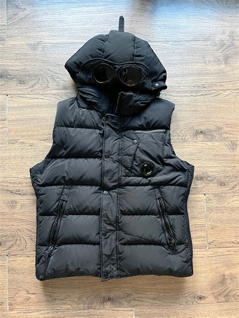 Cp컴퍼니 조끼패딩 후루츠패밀리