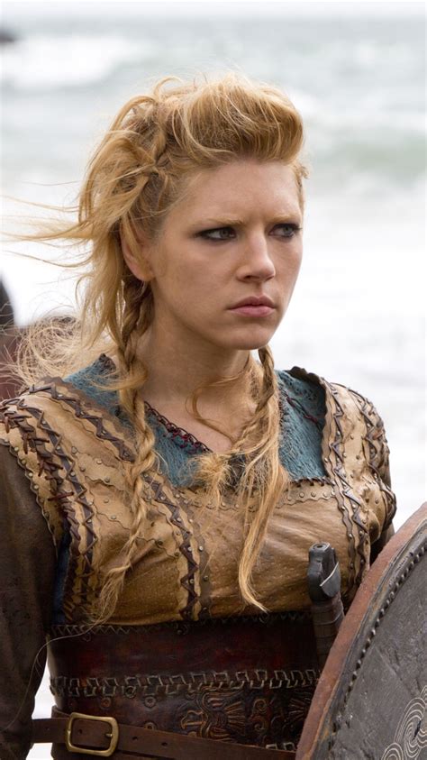 Tv Show Vikings Lagertha Vikings Shield Vikings Tv Show
