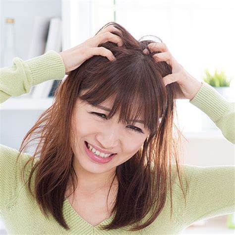 Easy Diy Scrub To Help Itchy Scalp Five Spot Green Living