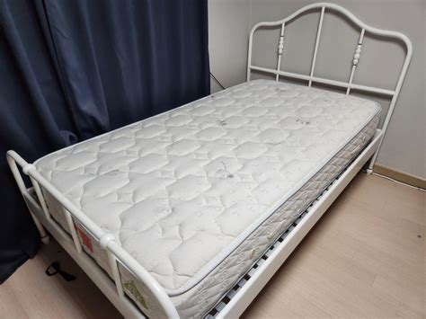 이케아 침대프레임 에이스메트리스 당근 중고거래