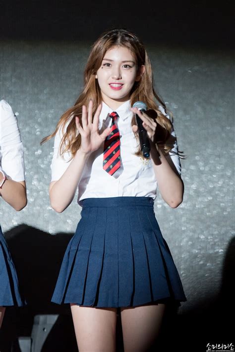소미의미소 On Twitter 160702 에뛰드 콘서트 전소미 20pic 소미 Somi 아이오아이 Ioi 나머지는 Novk1eyanu