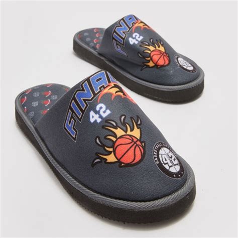 قیمت و خرید دمپایی حوله ای مردانه ال سی وایکیکی مدل ضد تعریق کد Sw23