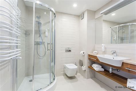 2 Nätter För 2 På Spa Hotell I Polen Samt överfart Med Tt Line T R