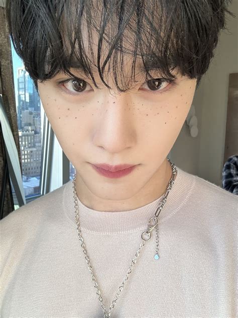 Cix On Twitter 피자 냠😋 Cix 씨아이엑스 현석 윤현석 서기 막내 Fix 픽스 픽스내거