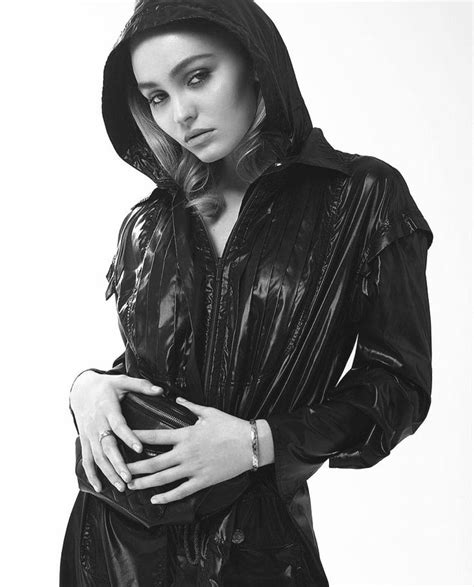 Lily Rose Depp Acs Lily Rose Depp Photoshoot Lily Rose Depp Gloves