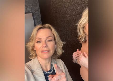 Caroline N Ron D Voile Son Tout Nouveau Produit Ultra Sexy