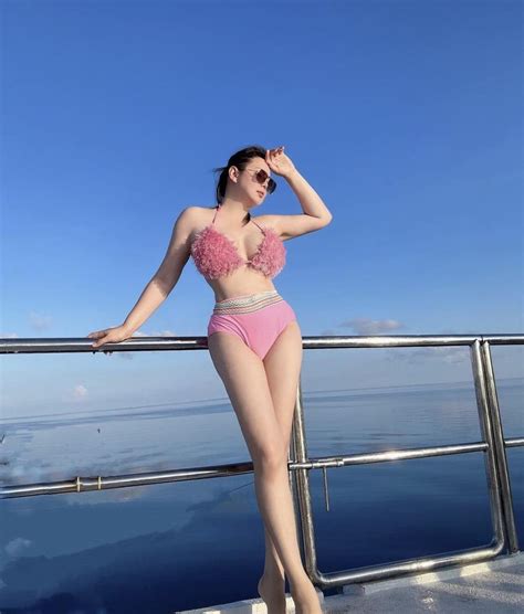 “บุ๋ม ปนัดดา” เปิดโหมดแซ่บระดับตัวแม่ แต่ละชอตเกินต้านสุดๆ