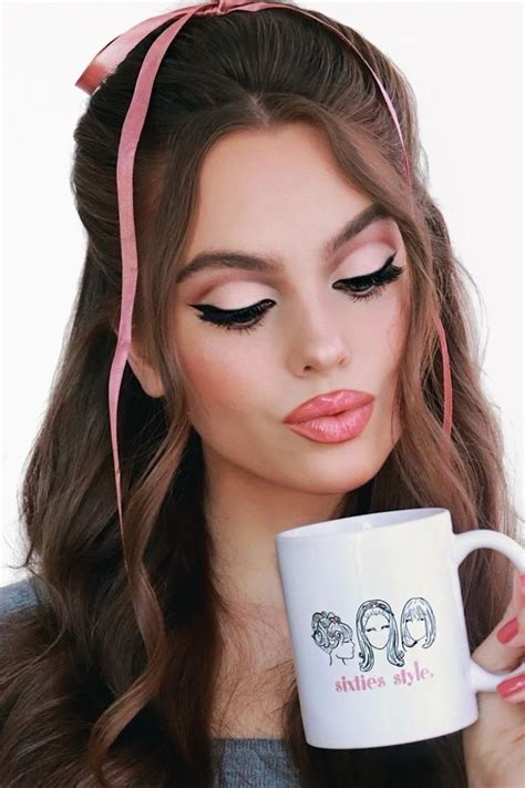 60s Makeup And Hair Sixties Makeup Retro Makeup Vintage Makeup Pink