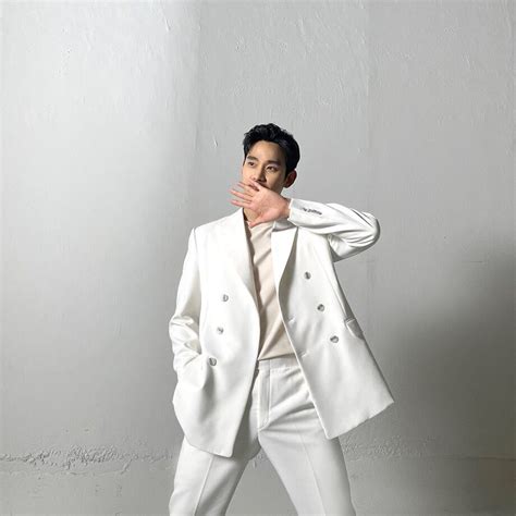 Kim Soo Hyuns Daebak Moments In Tailored Suits Check Out Iwmbuzz