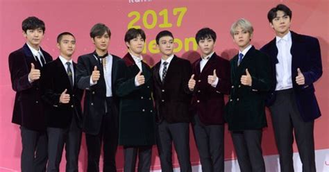 연예뉴스 Hot3 엑소 등 타임 선정 케이팝 그룹