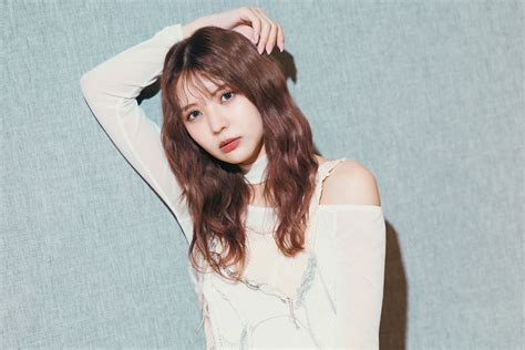 櫻坂46卒業から1年、yousti名義でソロデビュー 小林由依が表現したいこと「時間をかけて向き合った」 Encount