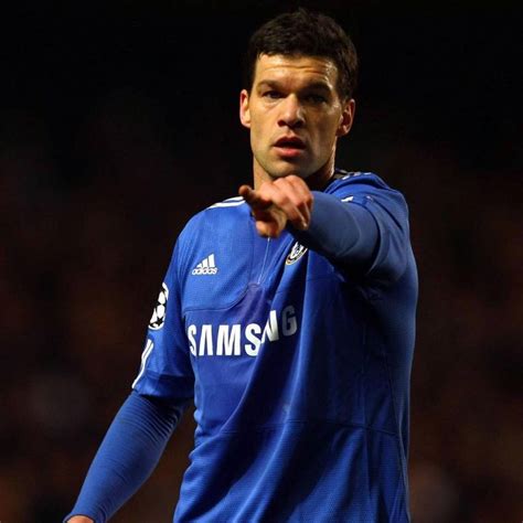 Captan A Michael Ballack Con Su Novia Modelo 26 Años Menor Que él