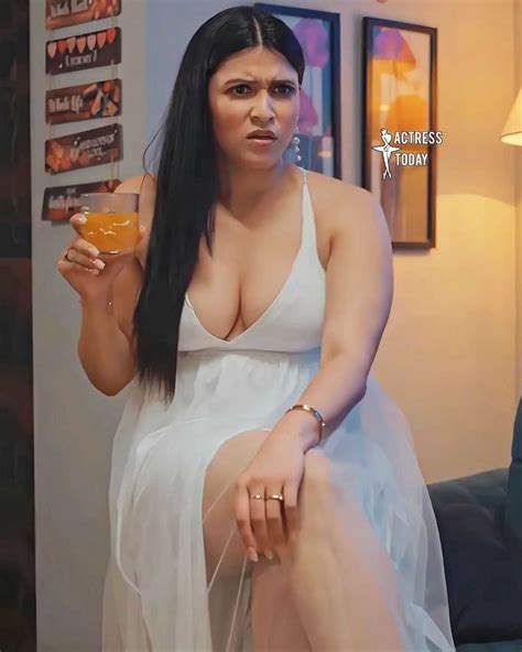 Mannara Chopra Huge Cleavage Exposed In Sleeveless Skirt Glamsundari In