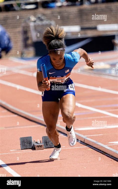 Dezerea Bryant Usa Competing In The Usa Vs The World Women Sprint