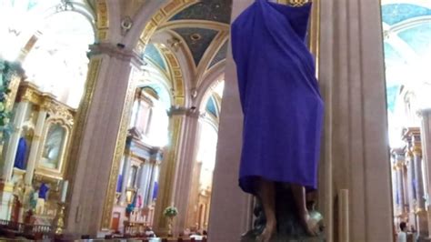 Por qué se cubren los santos y las imágenes en Semana Santa