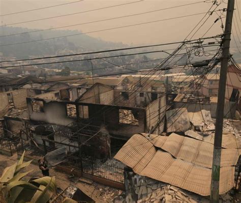 Al Menos 46 Muertos Dejan Los Incendios Forestales En Chile La Voz De