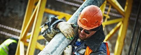 По ниска безработица и ръст на заетостта през 2025 г