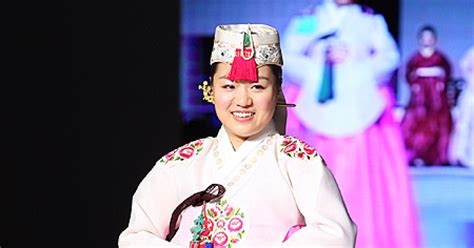 [포토엔]우주인 이소연 한복입은 모습 어때요